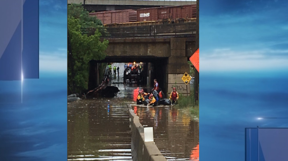 'Not getting in that water': Woman stuck in flooded Baltimore tunnel | WBFF