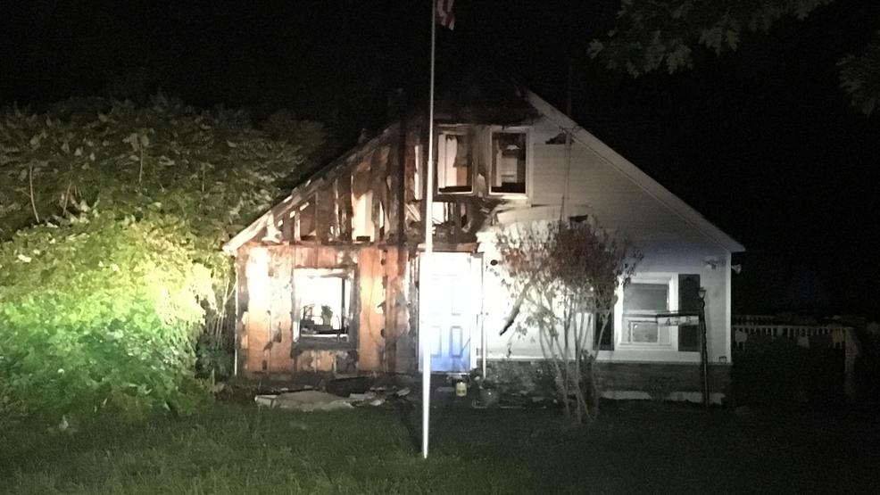Residents escape early morning fire in Ballston Spa | WRGB