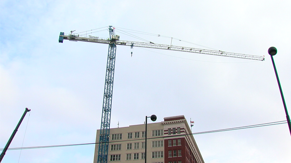 Downtown Cincinnati gets a tower crane for this $91M project | WKRC