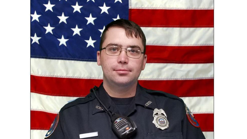 Gallatin police officer hit by vehicle | WZTV